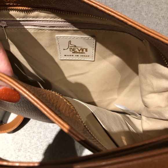 Bevini Modena | Bags | Bevini Modena Leather Shoulder Bag Backpack ...